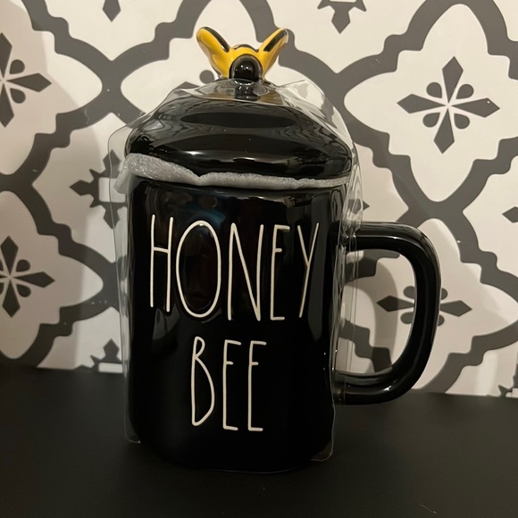 Rae Dunn | Dining | Rae Dunn Honey Bee Mug | Poshmark